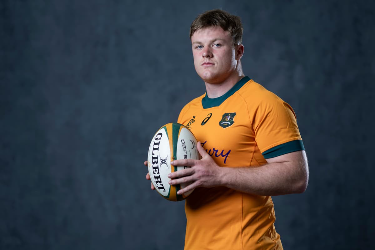 Pollard locks in until 2027